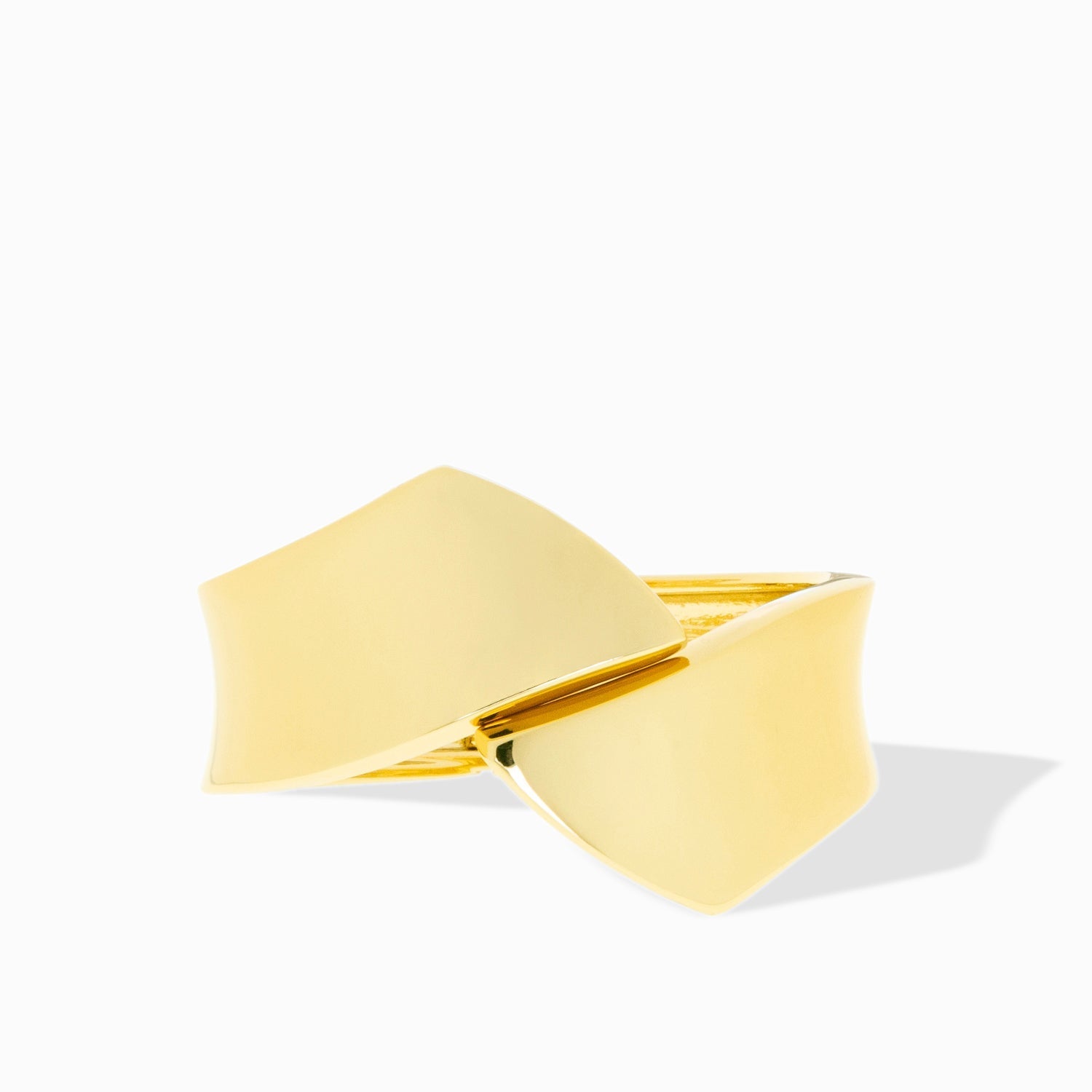 the Alexandra overlap cuff (Copy) – serenevibeis
